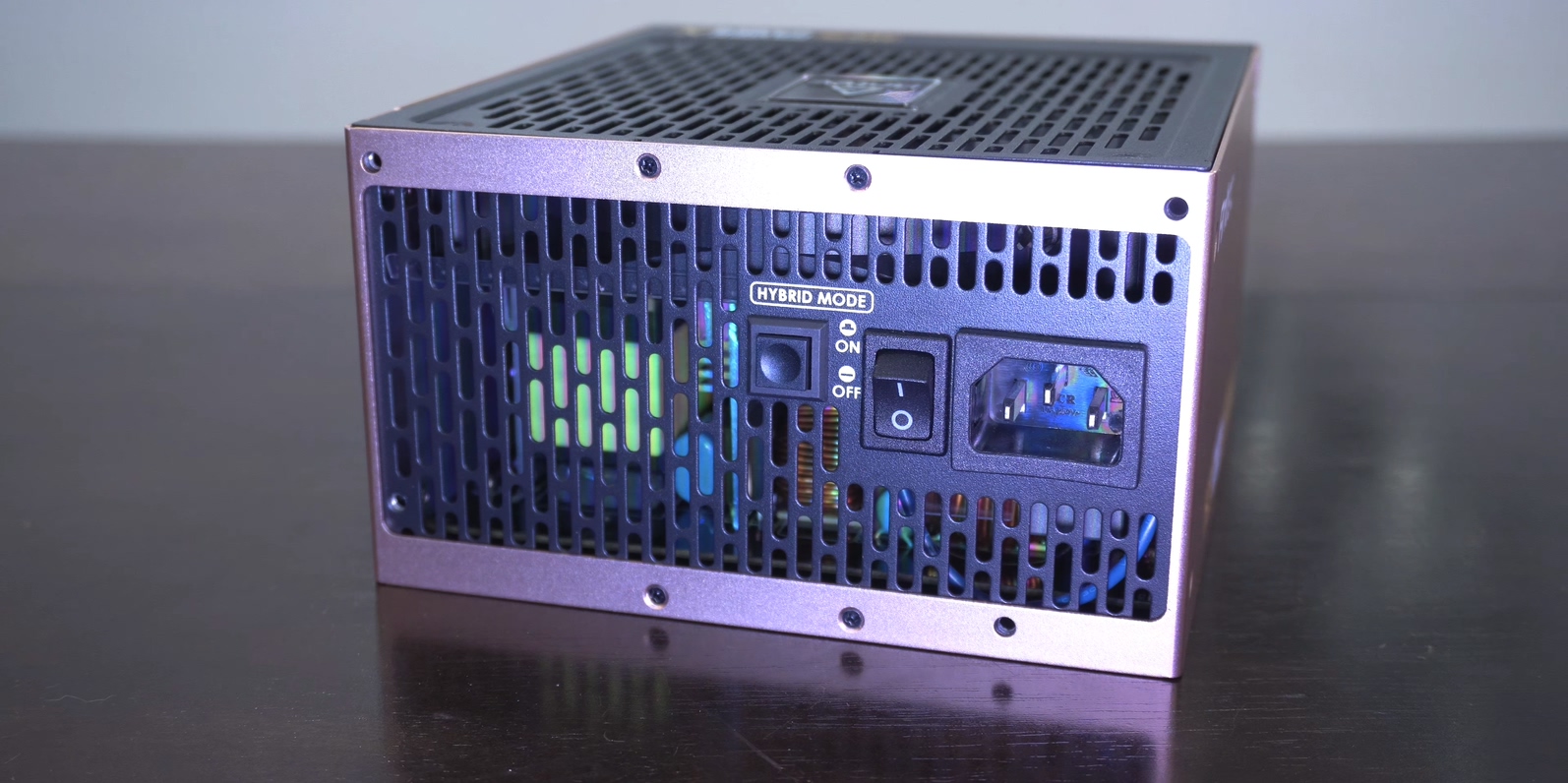 How to install a modular Power Supply ft. Antec 1000 HCG Extreme - Mr MuBot